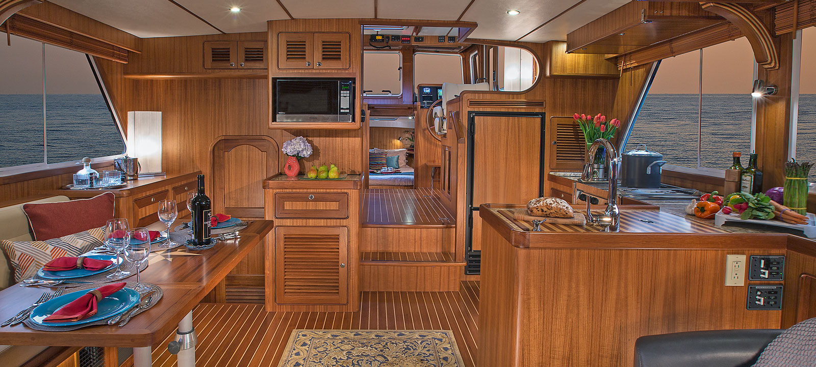 Home - Helmsman Trawlers Europe: Superbly Crafted Trawler Yachts
